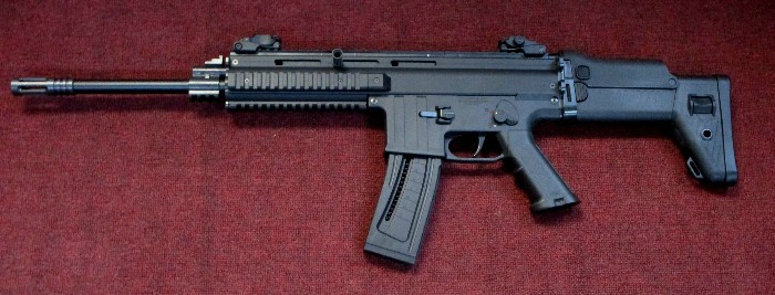 Scar-22 Made In Germany 3-22rd Mags Flip Up Sights Folding Stock .22 Lr ...