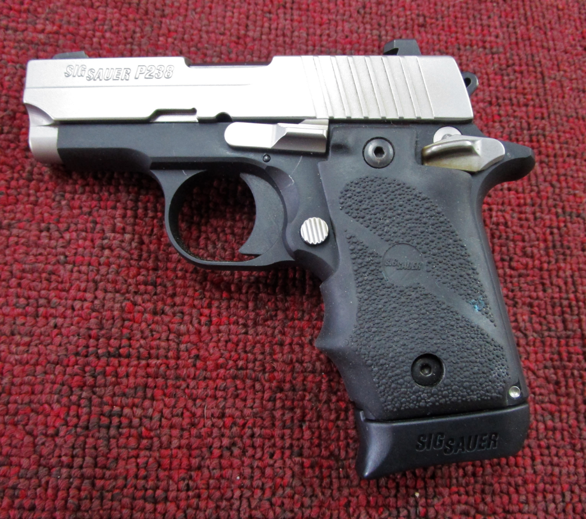 SIG MODEL 238 UNFIRED 1-6RD MAG .380 ACP 17057067 - GunAuction.com