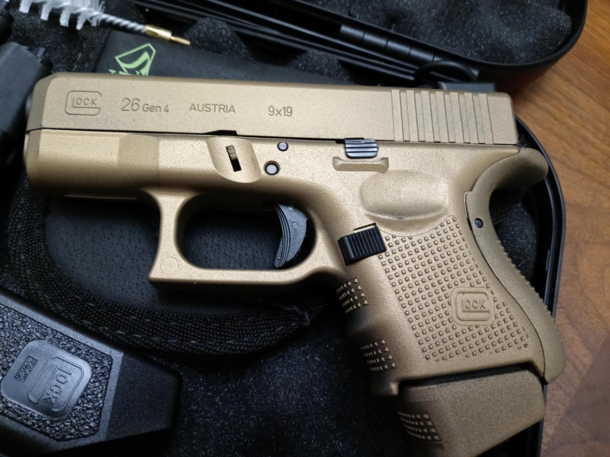 Glock G26 Gen4 Custom Gold, +2 Pinky Grips, 3.5lb Pull, Fiber Sights ...
