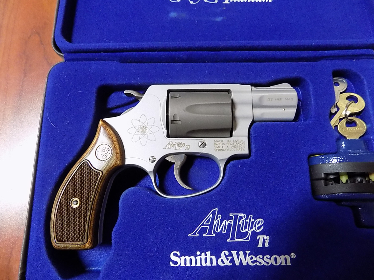 Smith & Wesson Very Smith And Wesson Model 331 Ti .31 Caliber Ball For ...