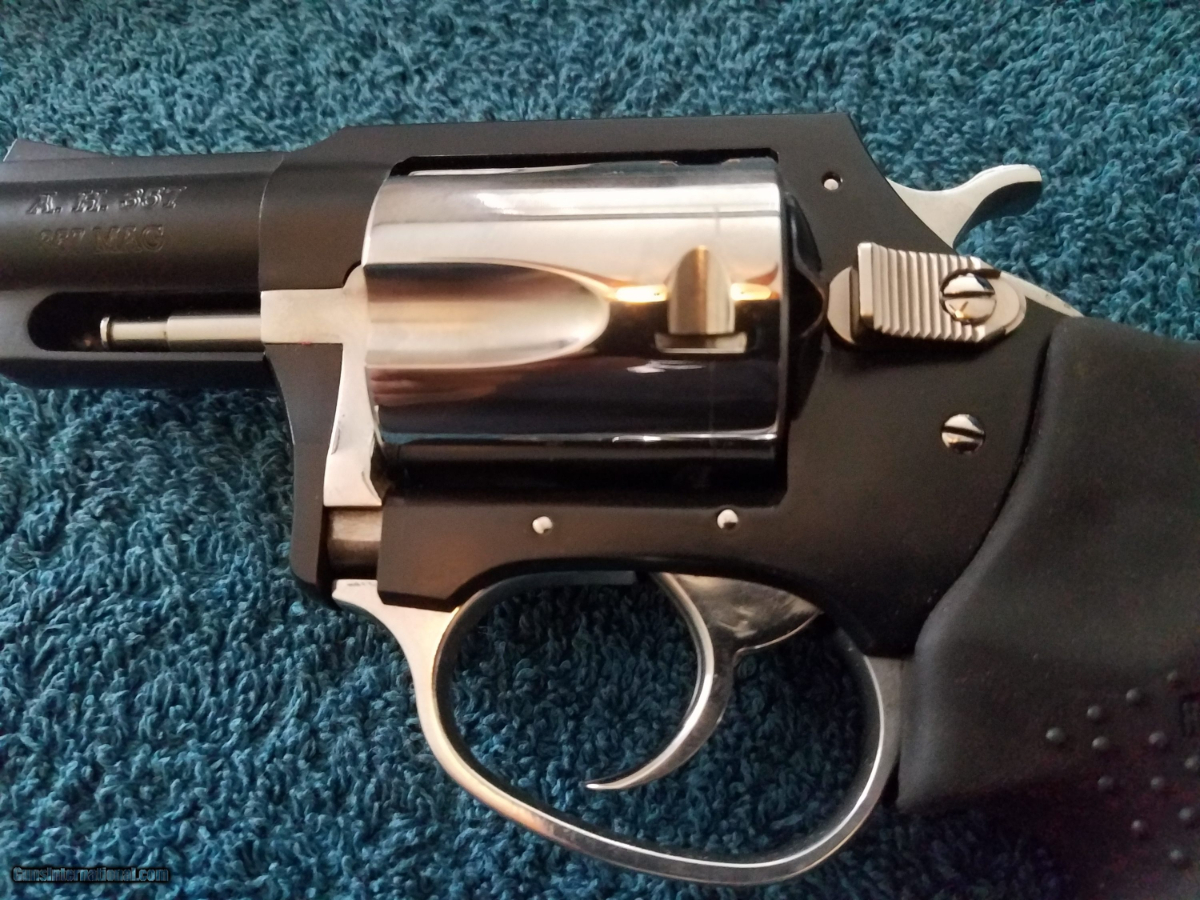 The Harpers Ferry Armory Series Of Custom Guns 100 Made In The Usa .357 ...