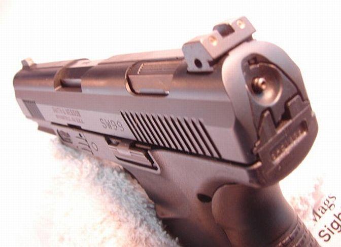 Smith & Wesson Walther / S&W 9mm 17 Shot Sw99 Night Sights Hg1387 For ...