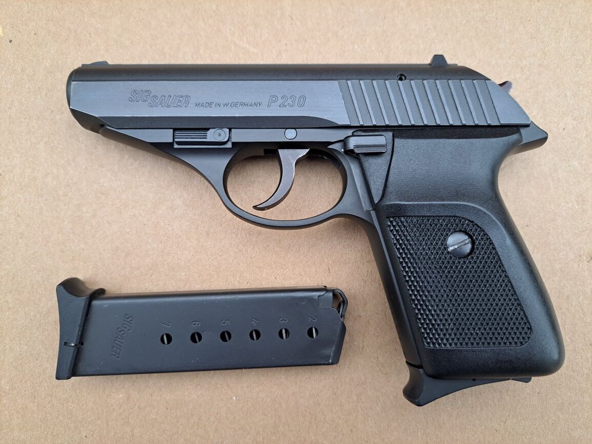 Collectible SIG Sauer P230 / 230 Semi-Auto. Made in West Germany .380 ...