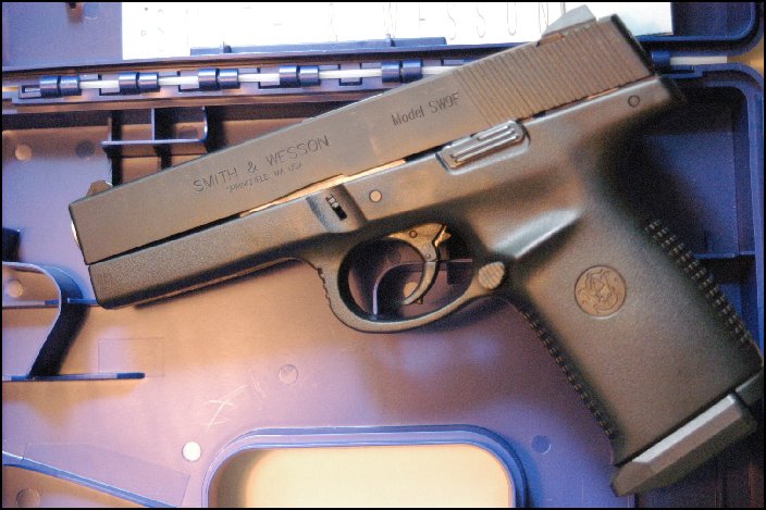 Smith & Wesson Factry New And Unfired S&W Sigma Sw9f 9mm For Sale at ...