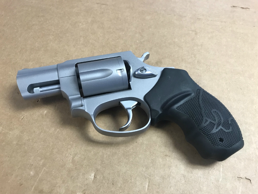 TAURUS MODEL 85 5 SHOT STAINLESS REVOLVER EXCELLENT!!