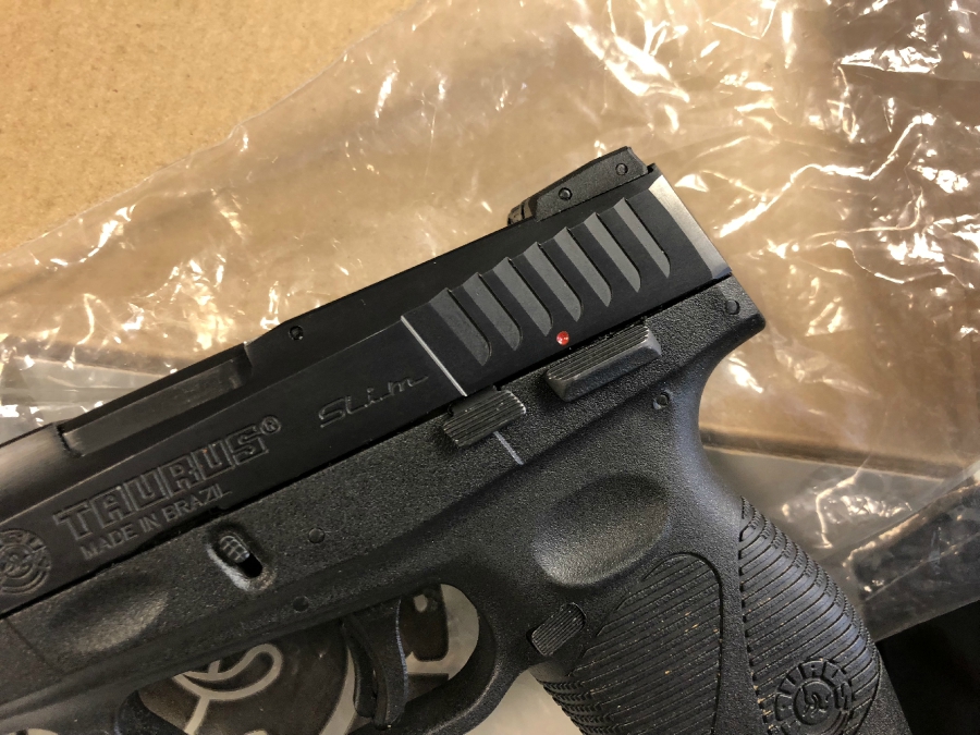 Taurus 709 Slim Sa/Da 3 Inch 6+1 Black Poly Grip Blued Slide Nice 9mm ...