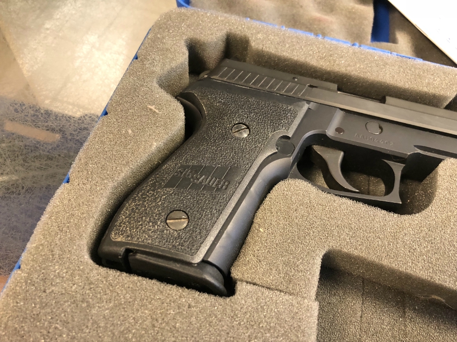 Sig Sauer E29r-Dak P229 Dak 13+1 9mm 3.9 Inch Semi-Auto Nice 9mm Luger ...