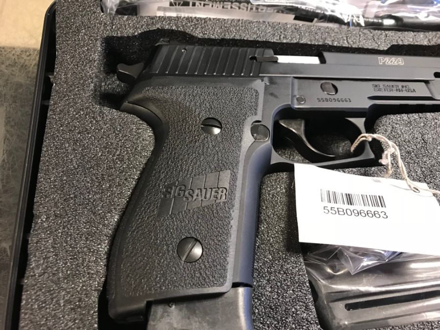 Sig Sauer P229r 22lr Blk 10+1 Sa/Da Factory New .22 Lr For Sale at ...