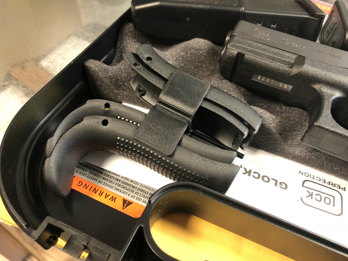 Glock G19 Gen 4 Double 9mm Luger 4.01 Inch 15+1 Black Interchangeable ...