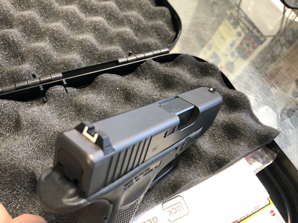 Glock Model G26 Gen 4 Sub-Compact Semi-Auto Pistol 10 Round Mag Nice ...