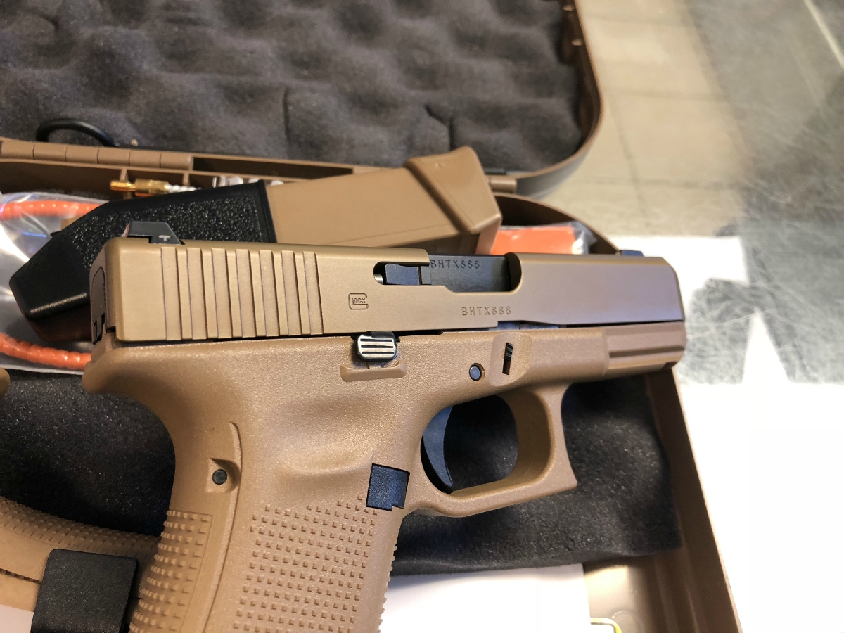 Glock 19x Crossover 17+1 Coyote Interchangeable Backstrap Grip Coyote ...