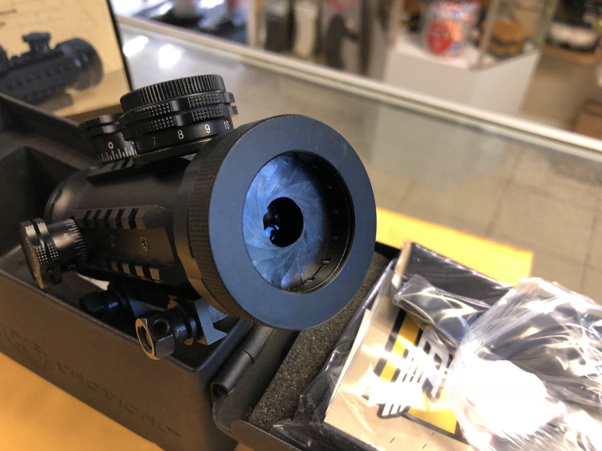 Bsa Stealth Tactical 30mm Red Dot 5 Moa Nice New In Box For Sale at ...