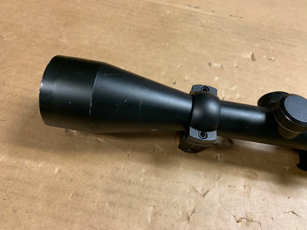 ULTRALUX 6X42 RIFLE SCOPE WITH RINGS IN GOOD USED CONDITION - Picture 4