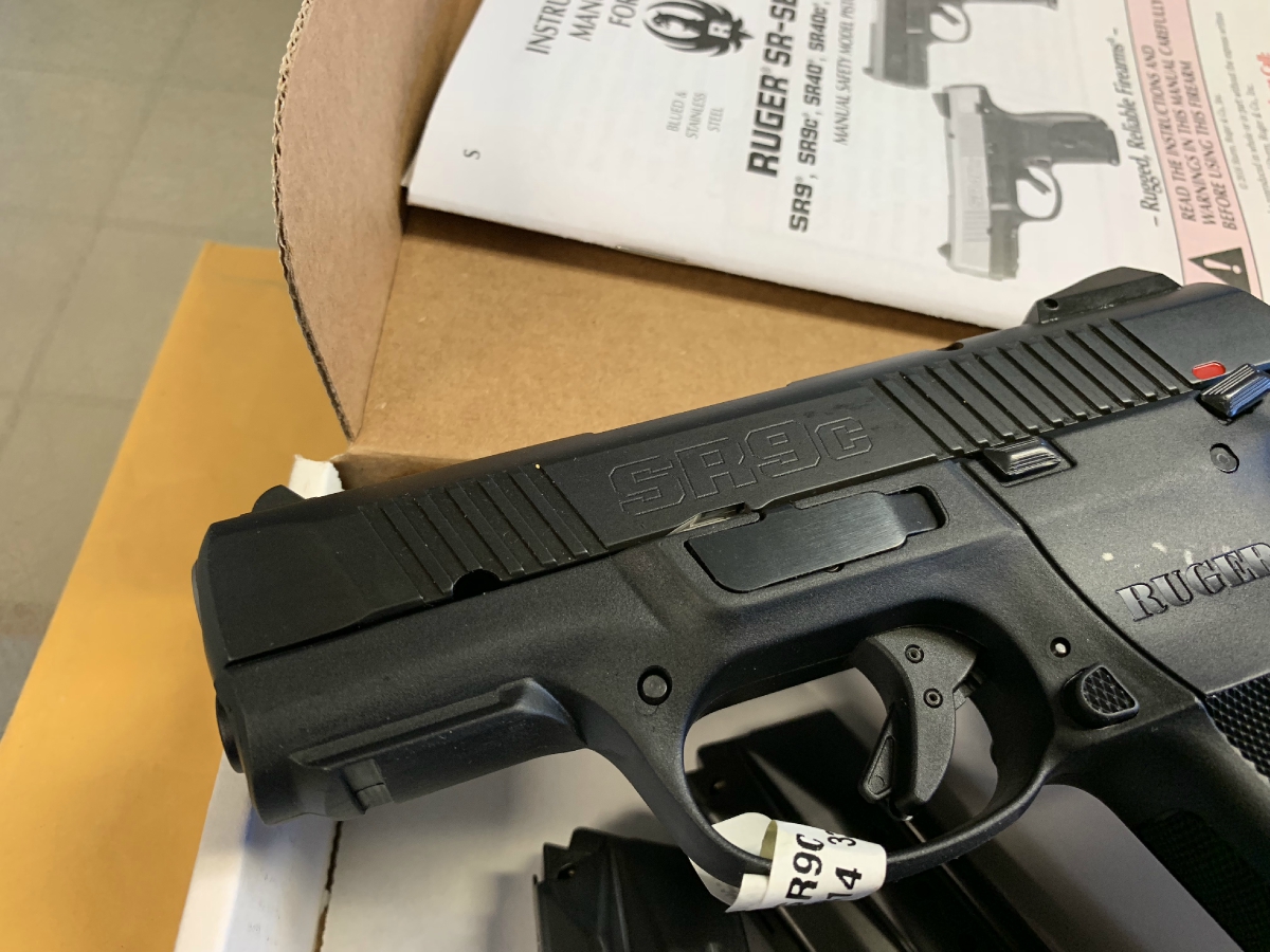 Ruger Sr9c Compact 3.4 Inch Barrel 17+1 Black Polymer Grip/Frame Grip ...