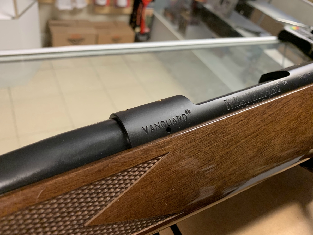 Weatherby Model Vanguard Sporter Deluxe Stock 24 Inch High Gloss ...