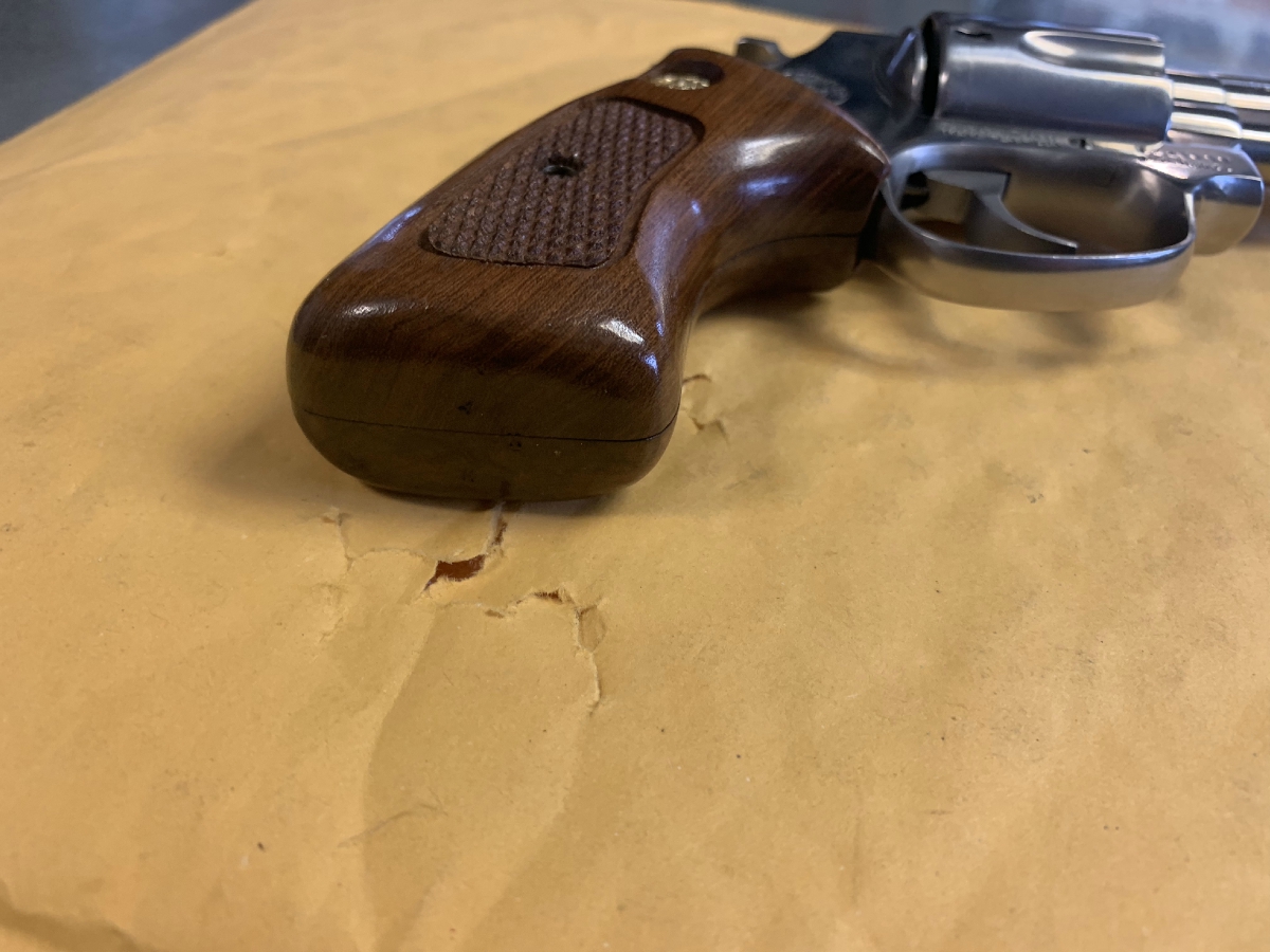 TAURUS MODEL 85 5 SHOT STAINLESS REVOLVER 2 INCH BARREL WOOD GRIPS NICE ...