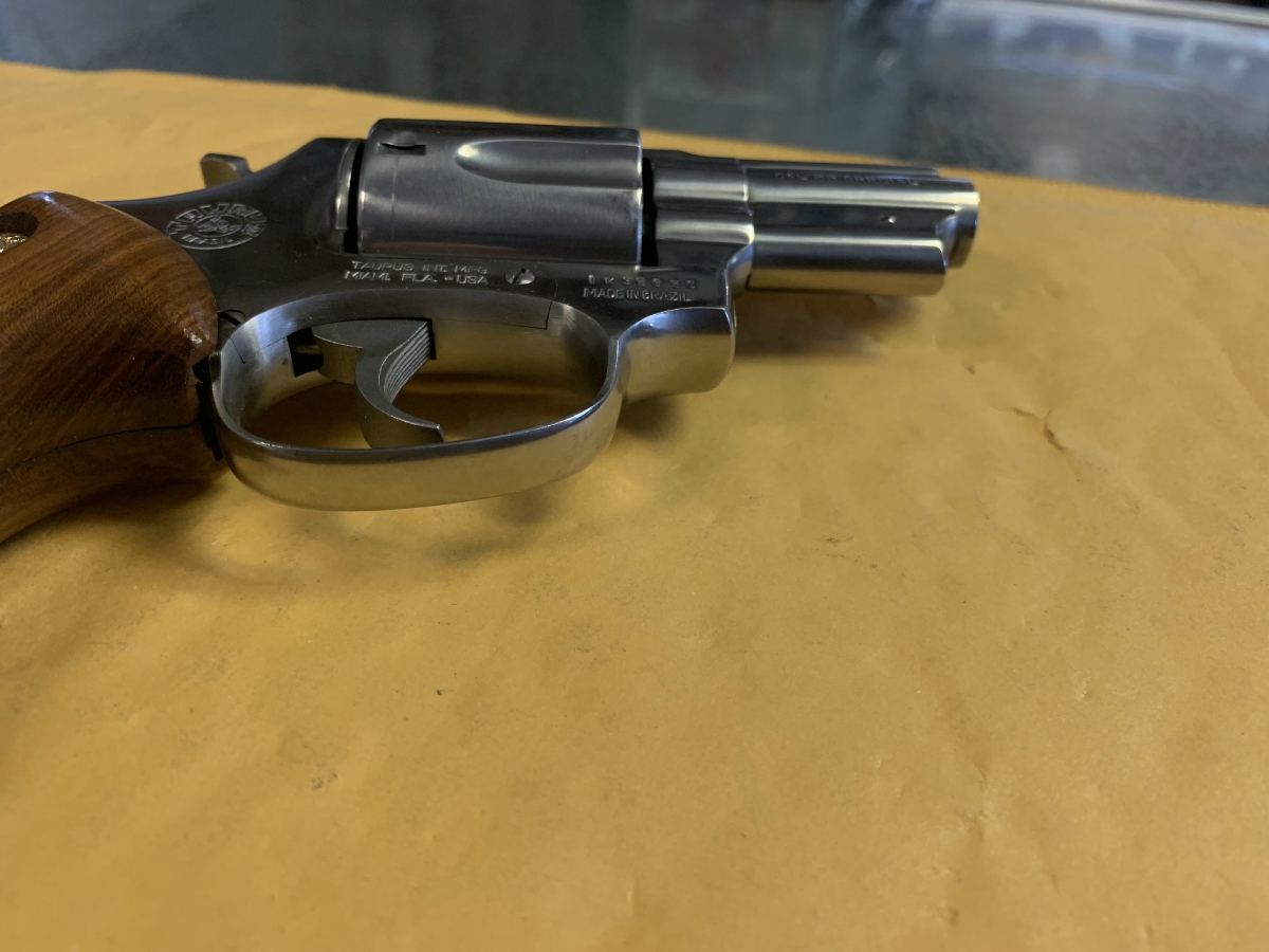 TAURUS MODEL 85 5 SHOT STAINLESS REVOLVER 2 INCH BARREL WOOD GRIPS NICE ...