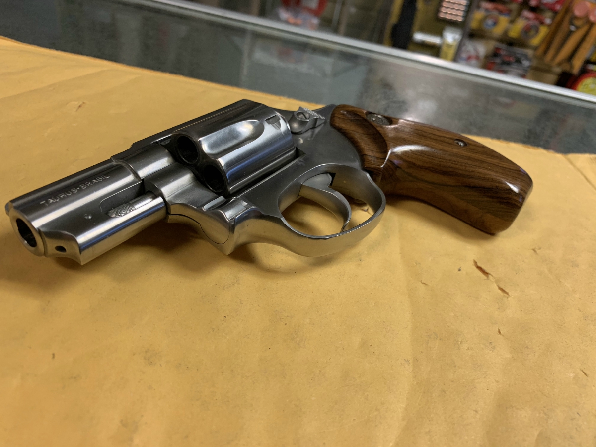 Taurus Model M85 5 Shot Hidden Hammer Revolver Wood Grips Stainless 2 ...