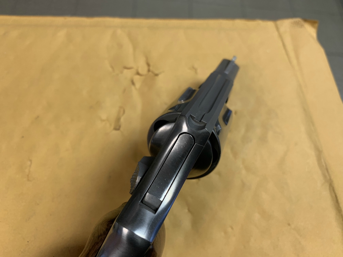 Taurus Model M85 5 Shot Hidden Hammer Revolver Wood Grips Stainless 2 ...