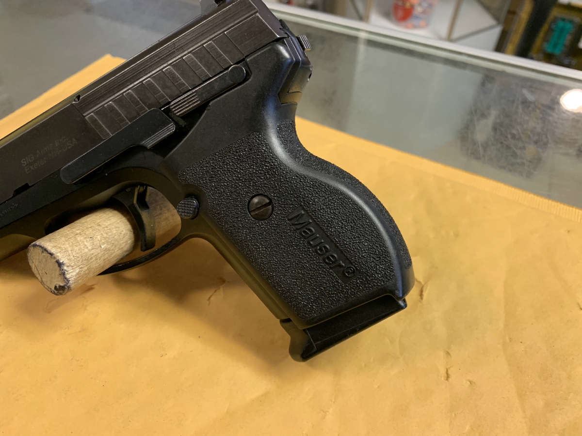 Sig Arms Model Mauser M2 Semi-Auto Pistol 10 Round Magazine Nice Pistol ...