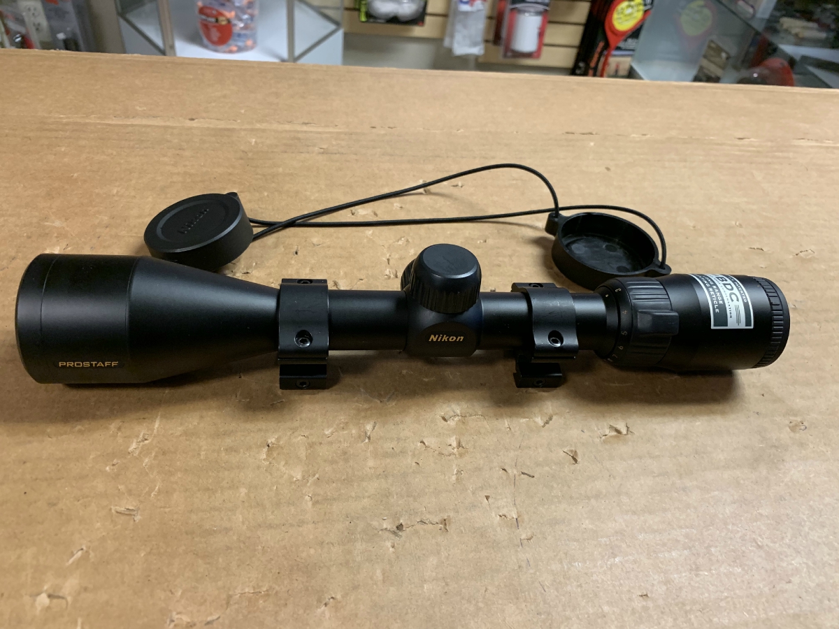 NIKON PRO STAFF 3-9X40 BDC LONG RANGE HUNTING RETICLE WITH RINGS EXCELLENT!!
