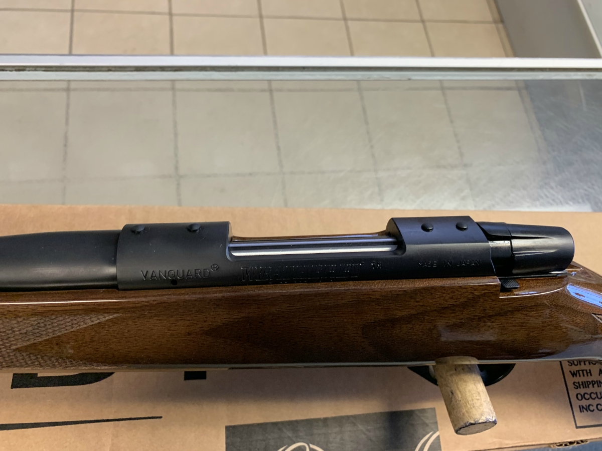 Weatherby Vanguard Sporter Deluxe 243 Win Bolt Action Rifle, 24 Inch ...