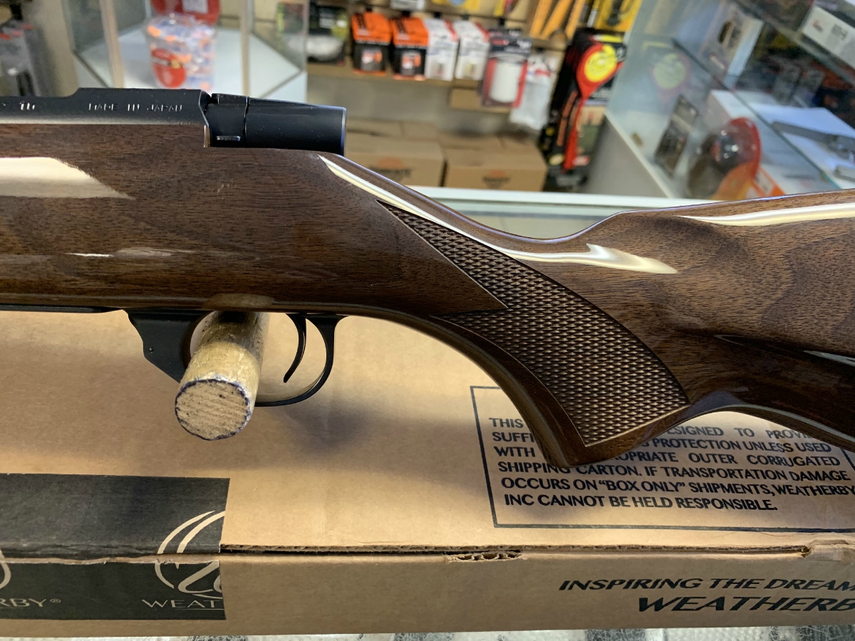 Weatherby Vanguard Sporter Deluxe 243 Win Bolt Action Rifle, 24 Inch ...