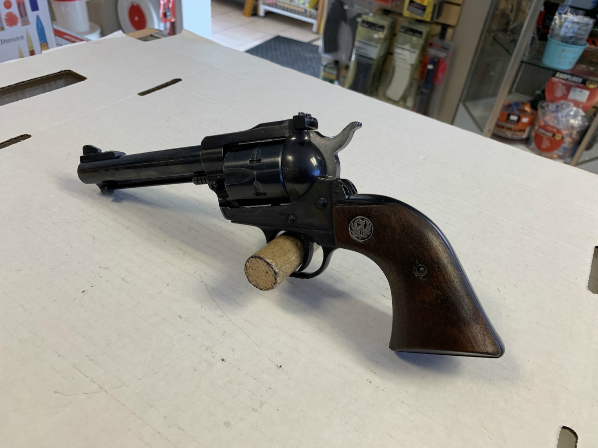 NEW MODEL SINGLE SIX 6 SHOT SINGLE ACTION REVOLVER WOOD RUGER GRIPS