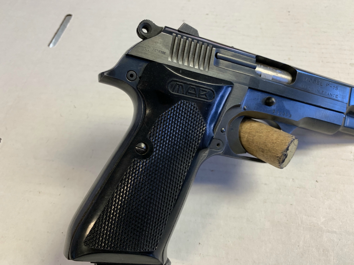 Howco Mab Model P-15 Single Action Semi-Auto Pistol 15 Round Magazine 4 ...