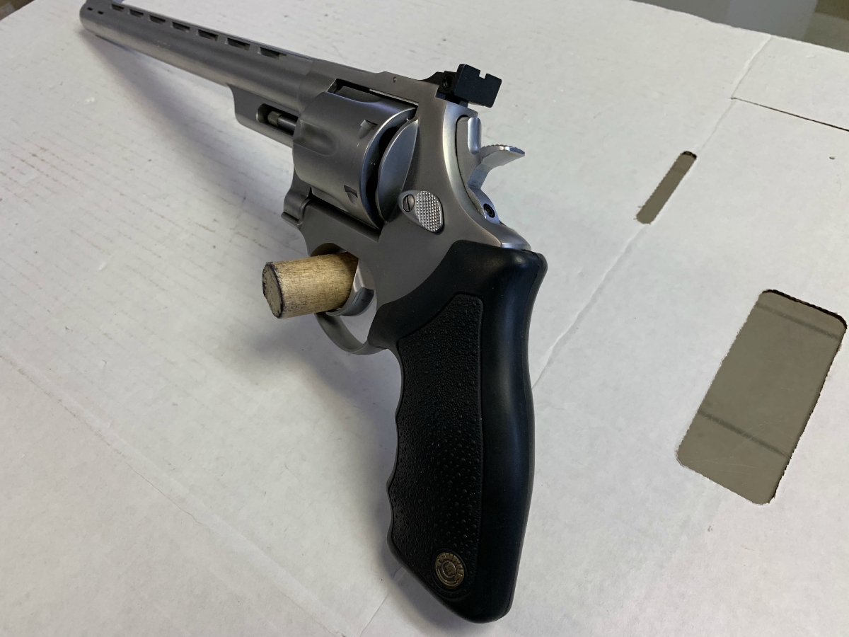 Taurus Model M44 6 Shot Stainless Steel Revolver 12 Inch Barrel Magna ...