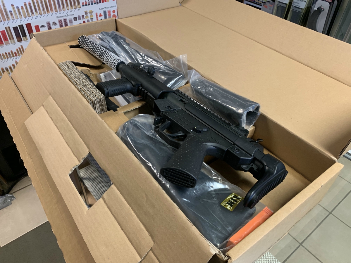 GSG ARMS MODEL 522 SEMI-AUTO RIFLE WITH EXTRA STOCKS 22 ROUND MAGAZINE ...