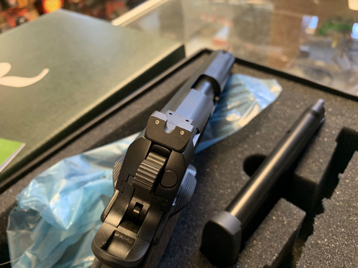 Remington 1911 R1 Tactical Single 5 Inch Match Barrel Trijicon Night ...