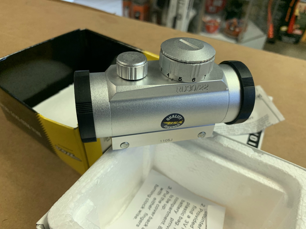 BSA® 30 mm Red Dot Scope Silver Finish Excellent Condition In Box ...