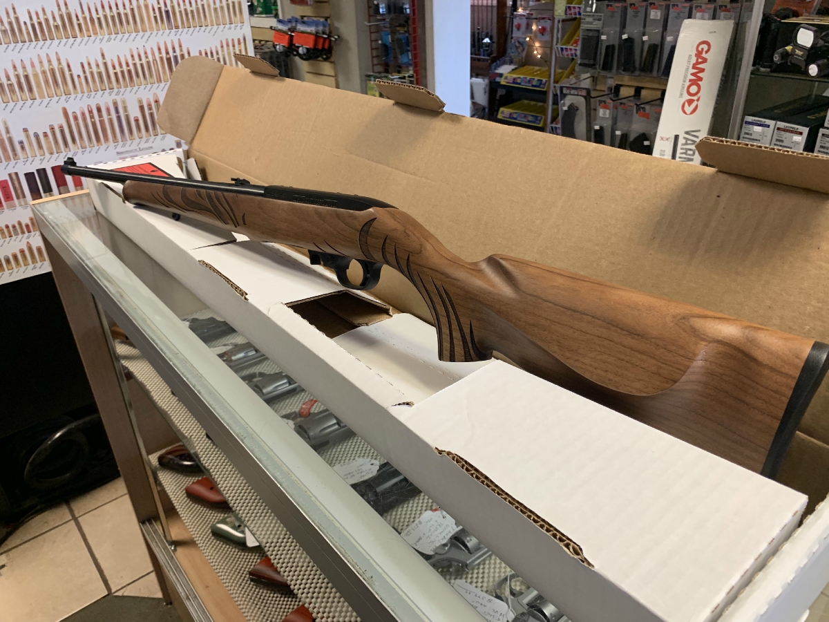 Ruger 10/22 Wild Hog 22lr Bl/Wd Engraved Wild Hog 22 Lr New .22 Lr For ...