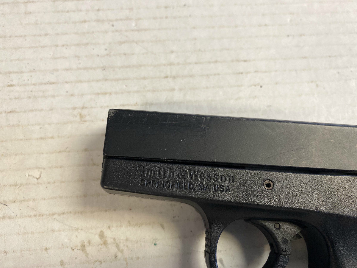 Smith & Wesson Model Sw380 Semi-Auto Pistol One 8 Round Magazine Blued ...