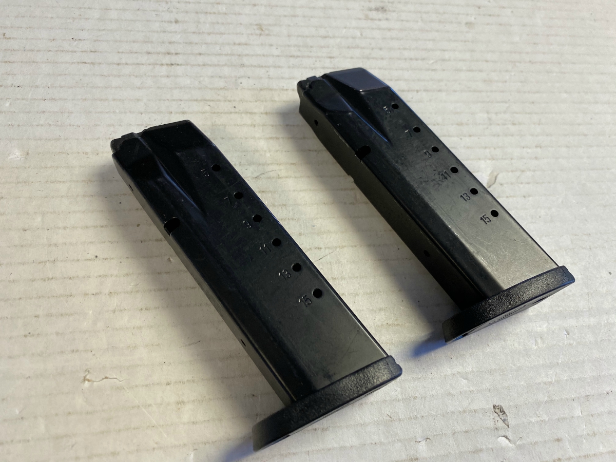 Two Smith & Wesson M&P40 15 Round Magazines 40 S&W Caliber In Excellent ...