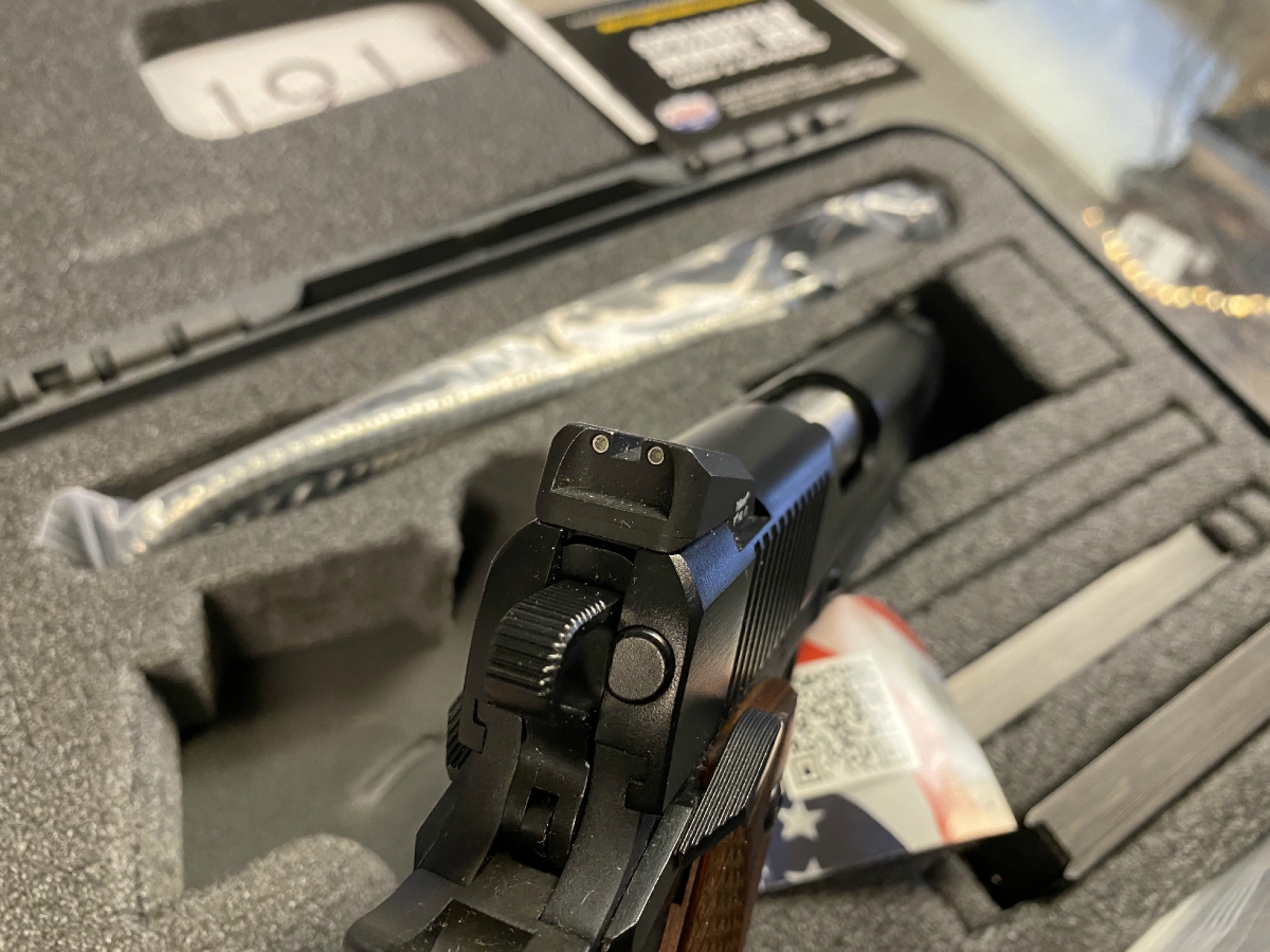 SPRINGFIELD - Operator 1911 Full Size 5 Inch Match Grade Barrel Tritium ...