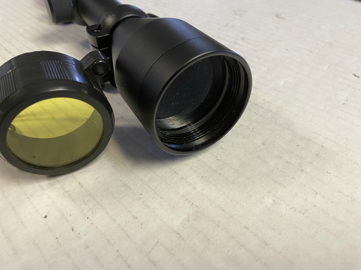 Bushnell 3-9x40 Rifle Scope With Lens Covers And Rings Nice For Sale at ...
