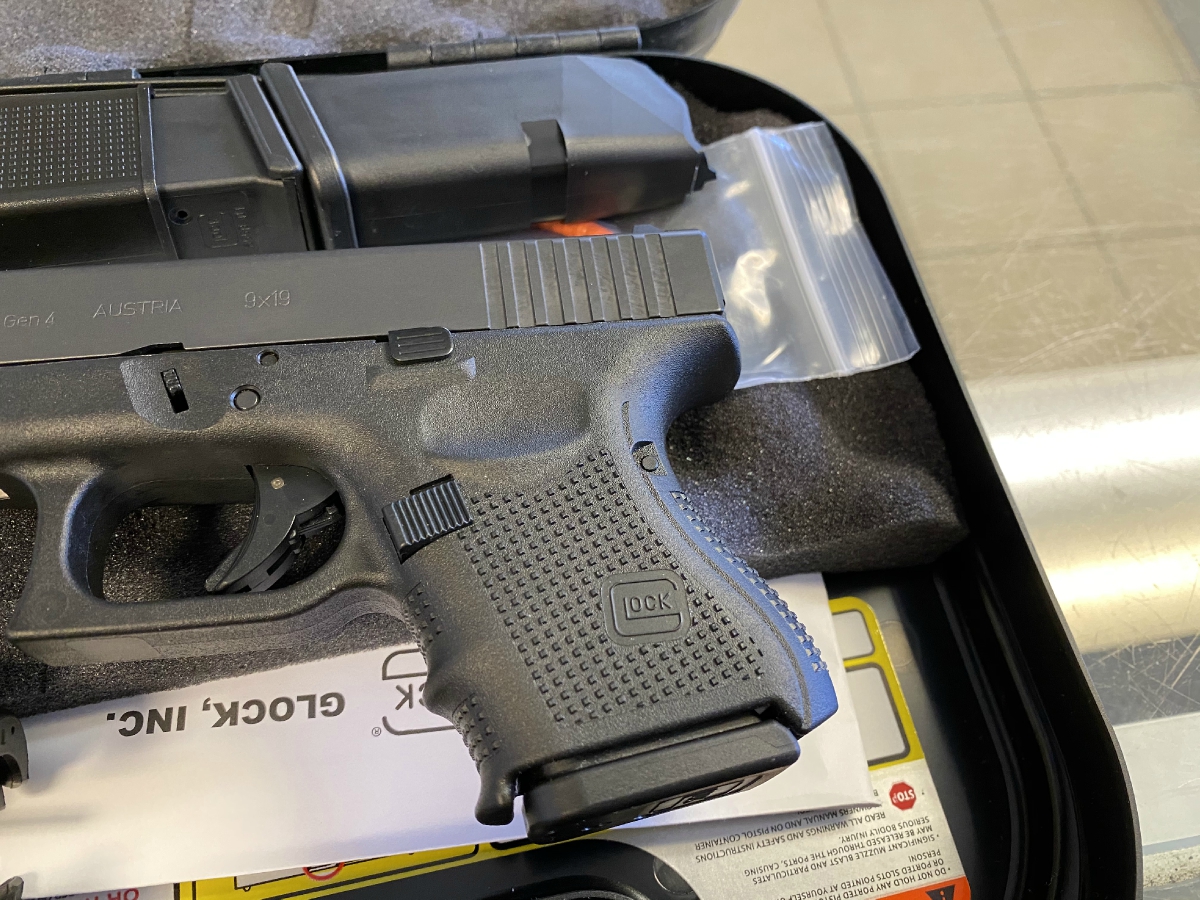 Glock G26 Gen 4 Double 3.42 Inch Barrel 10+1 Black Interchangeable ...