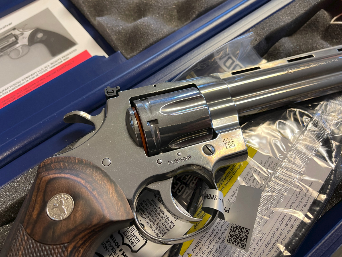 Colt Model Python 357 Mag 6rd 6 Inch Barrel Stainless Steel Walnut ...