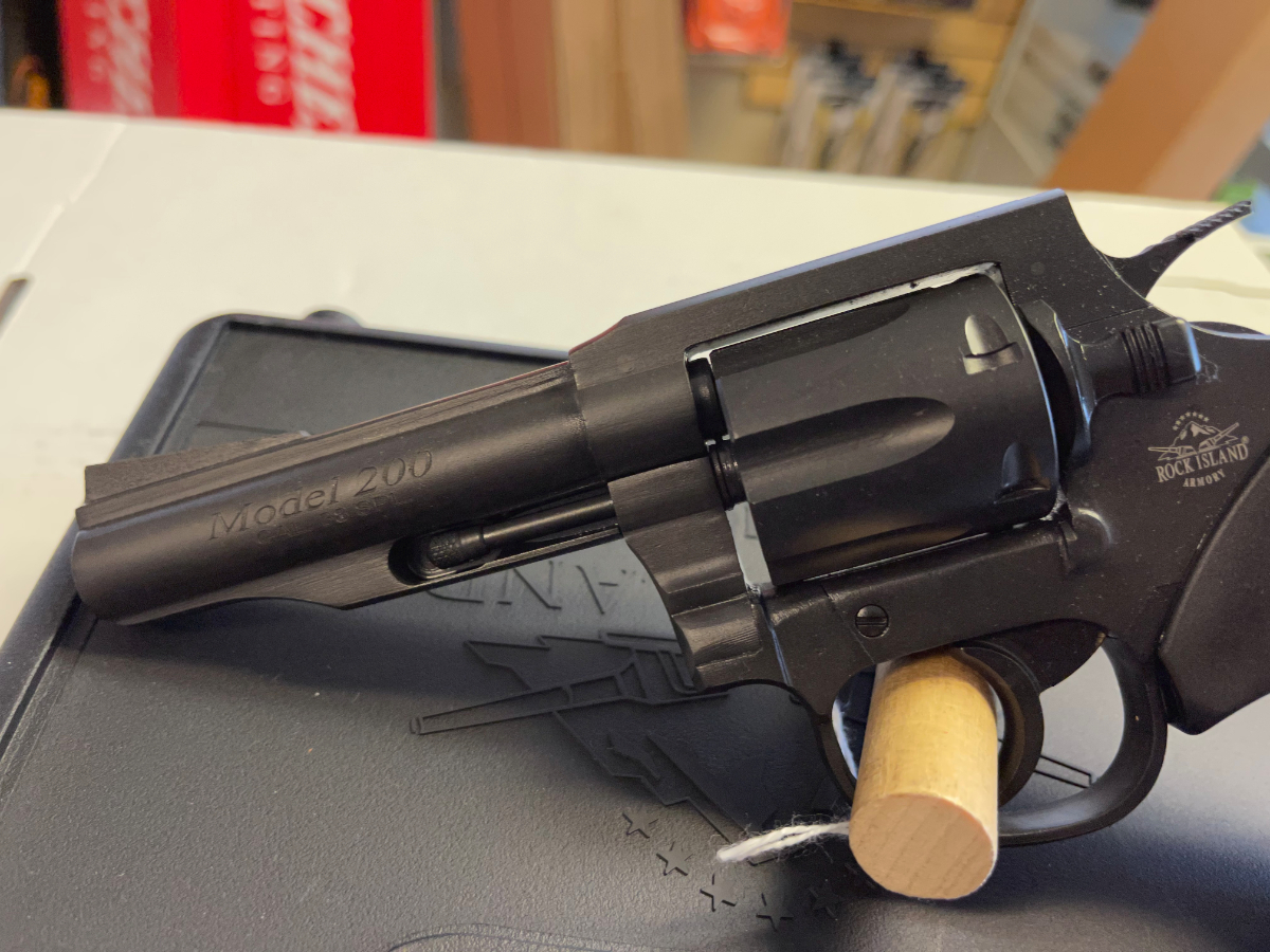 Rock Island Armory - MODEL M200 6 Round 4 Inch Barrel Black Parkerized ...