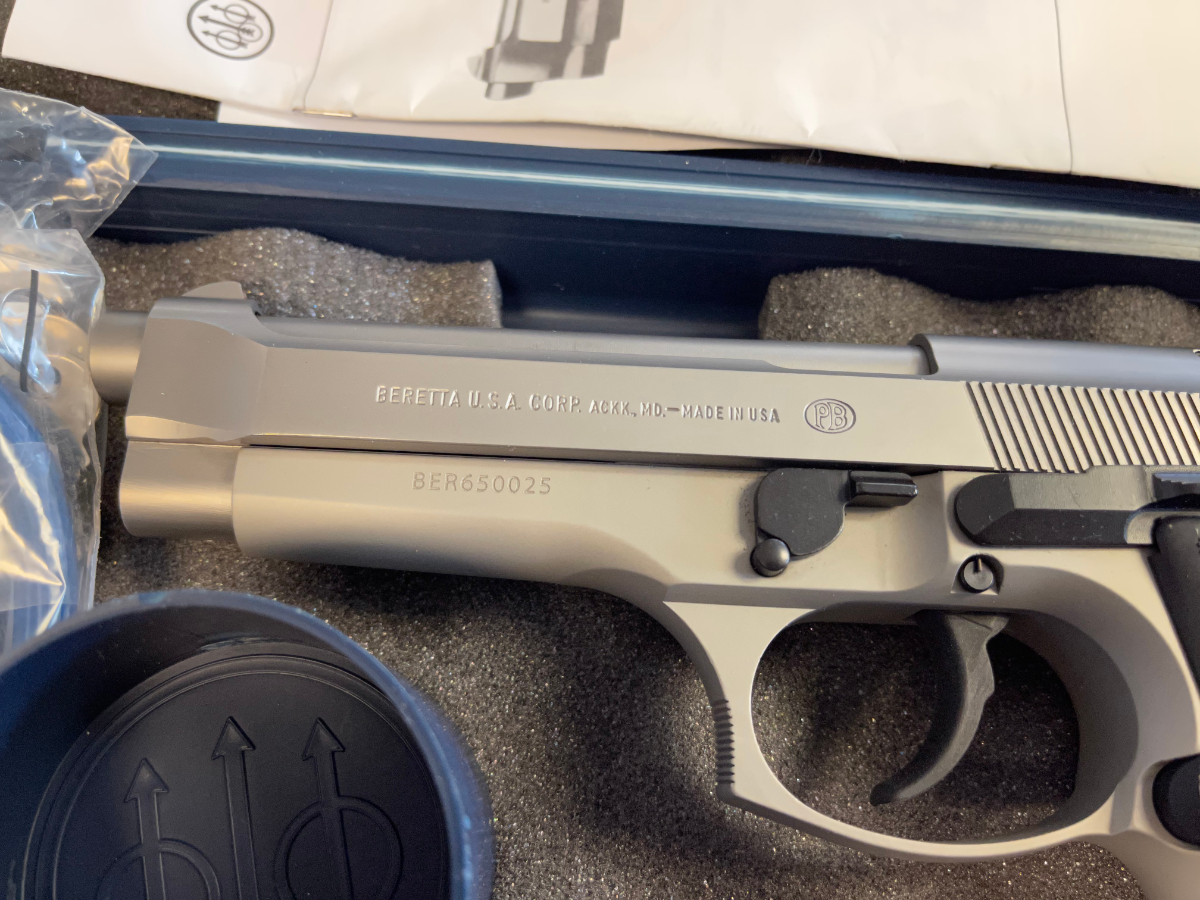Beretta 92fs Inox 4.90 Inch Barrel 15+1 Satin Stainless Steel Stippled ...