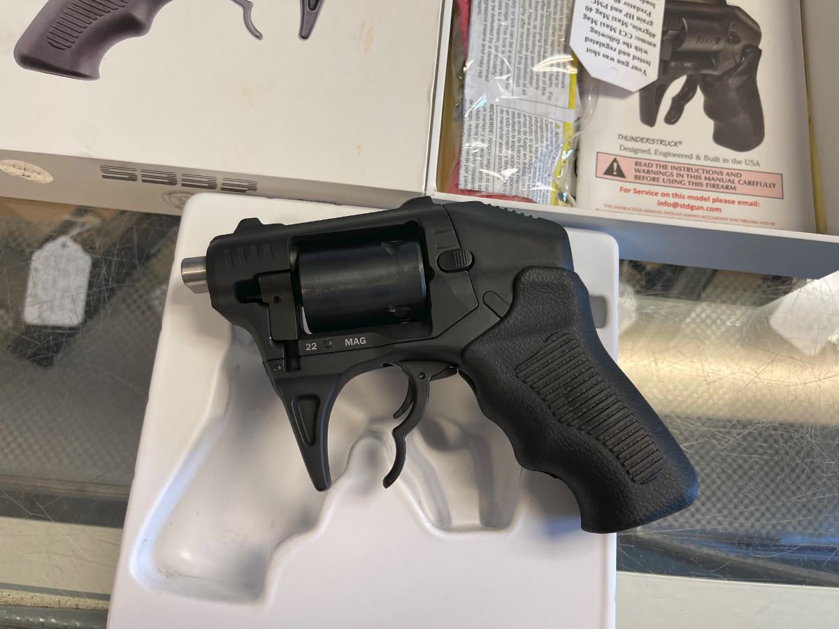 Standard Mfg. S333 Thunderstruck 22 Wmr 1.25" 8 Round Black Polymer ...