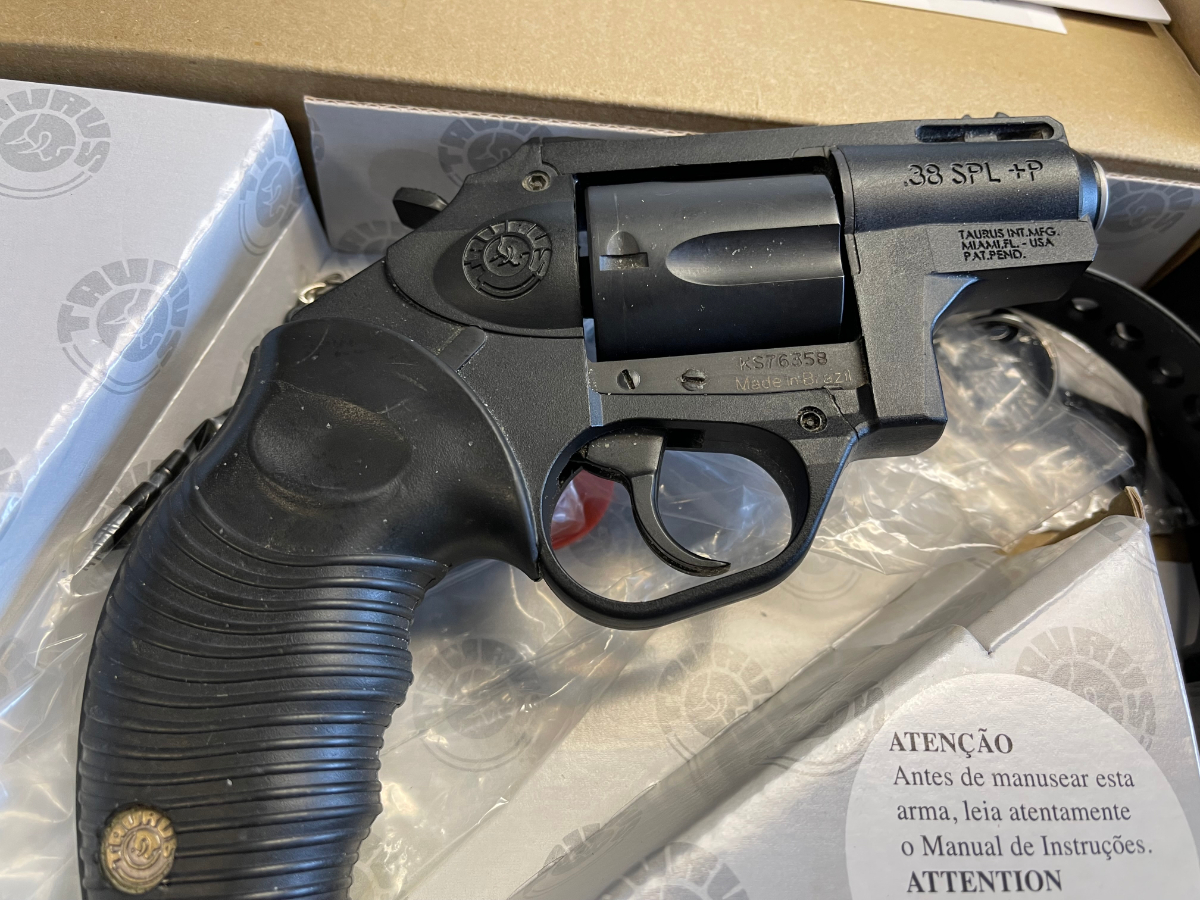 Taurus Protector Poly Revolver 2 Inch Barrel 5 Rounds Rubber Grips Blue ...