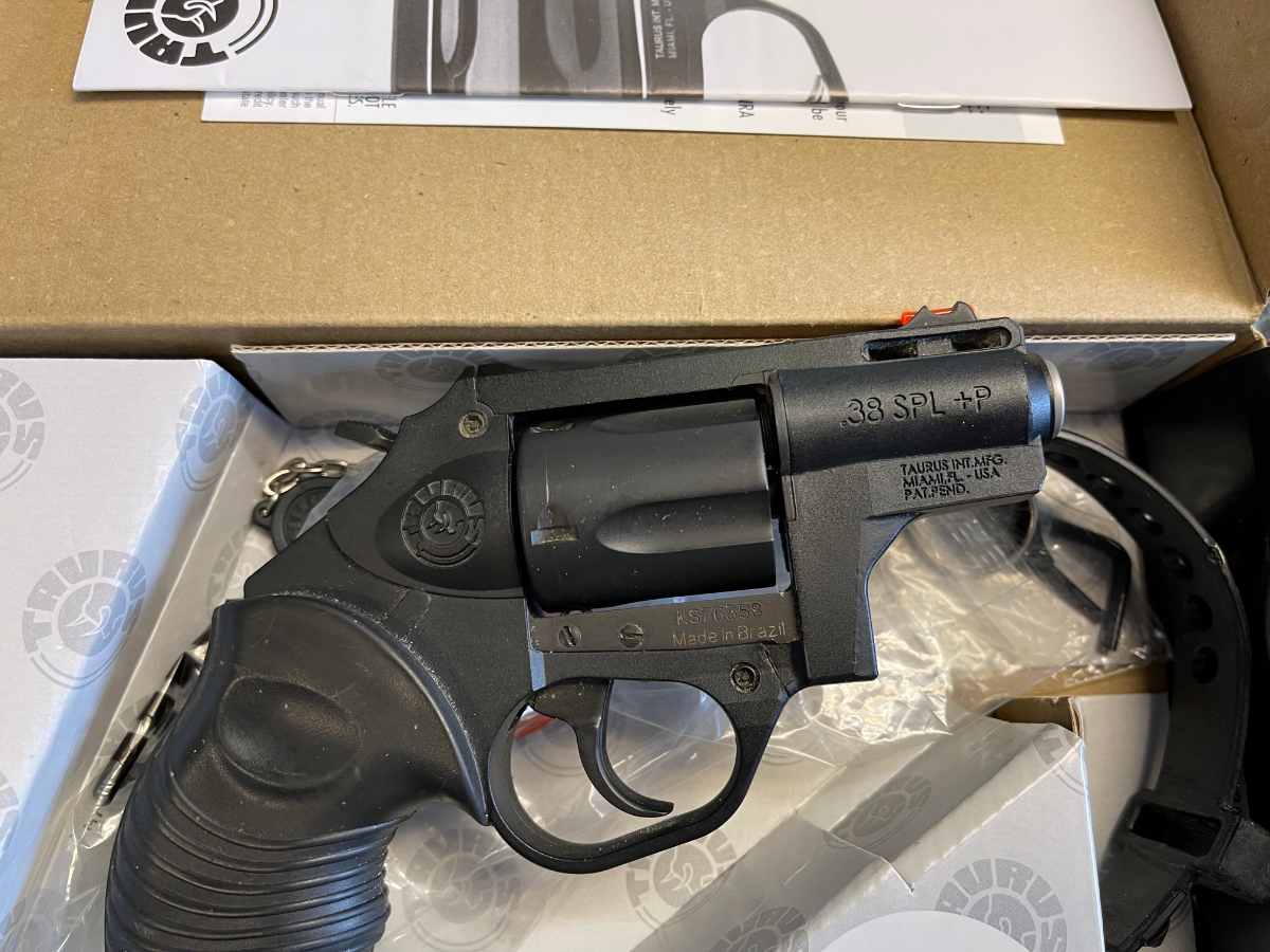 Taurus Protector Poly Revolver 2 Inch Barrel 5 Rounds Rubber Grips Blue ...