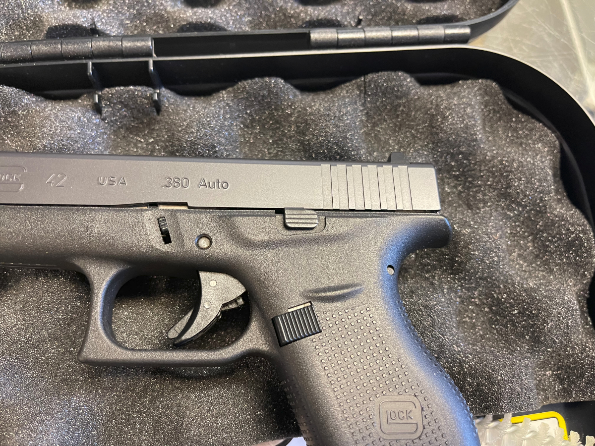 Glock G42 Compact 3.25 Inch Barrel 6+1 Black Steel Slide Polymer Grip ...