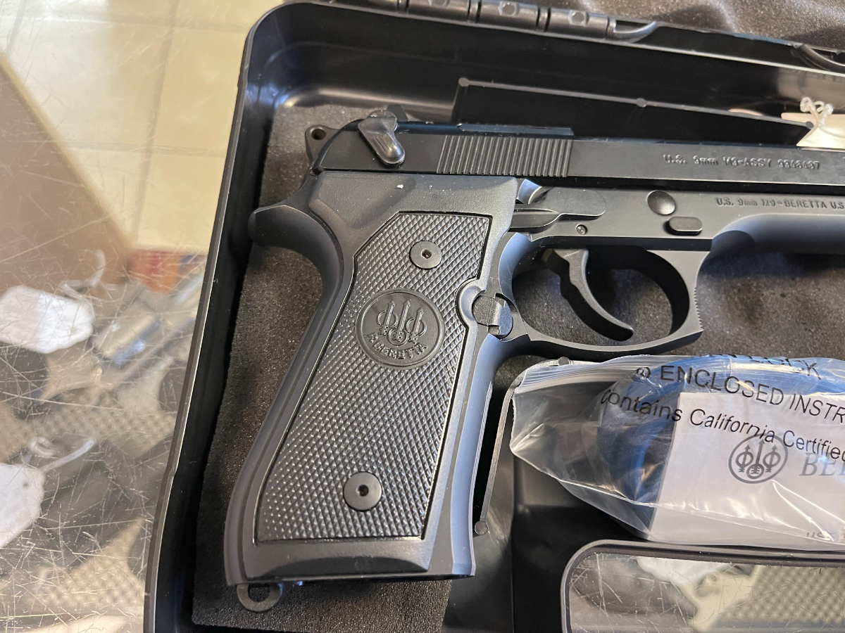 Beretta M9 4.90 Inch Barrel 10+1 Black Bruniton Steel Slide Black ...