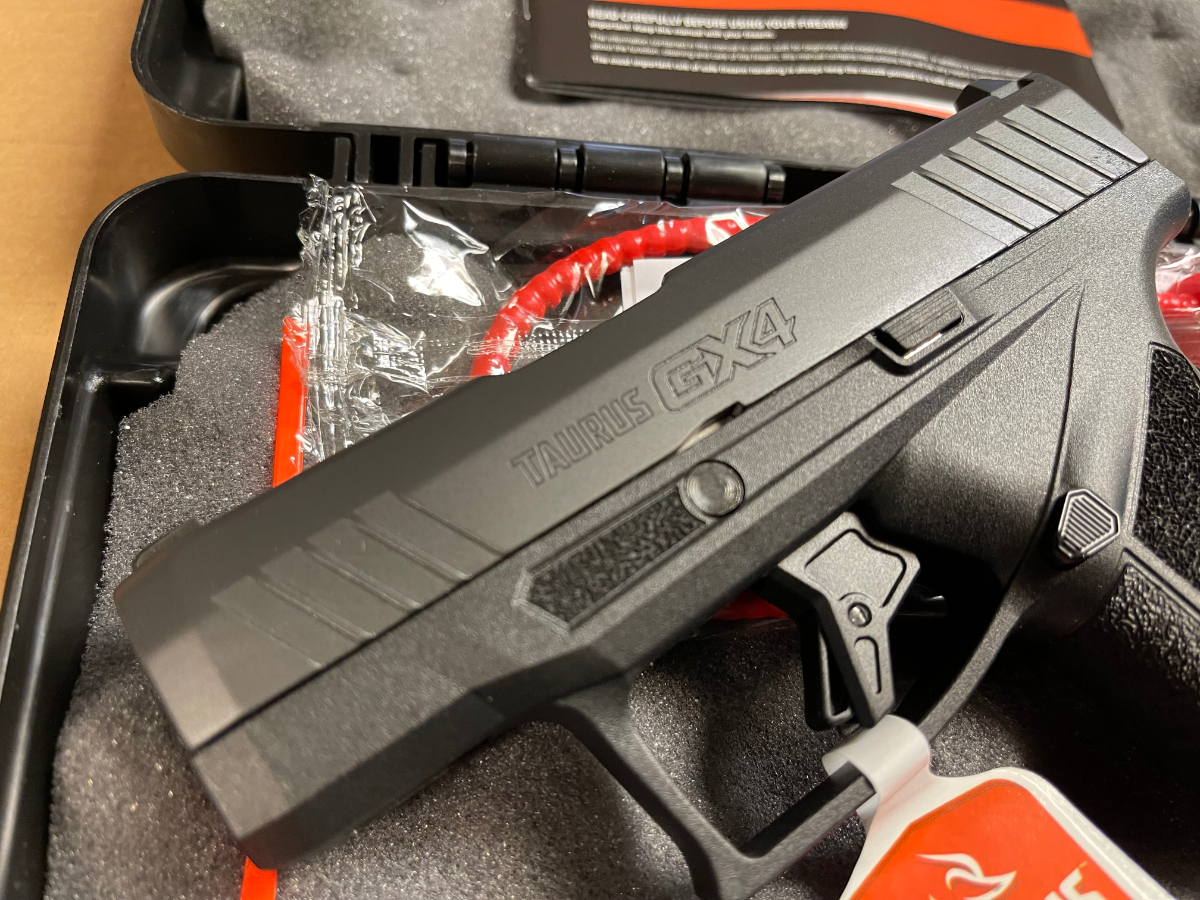 Taurus Gx4 3.06" 11+1 Black Steel Slide Black Iterchangeable Backstrap ...