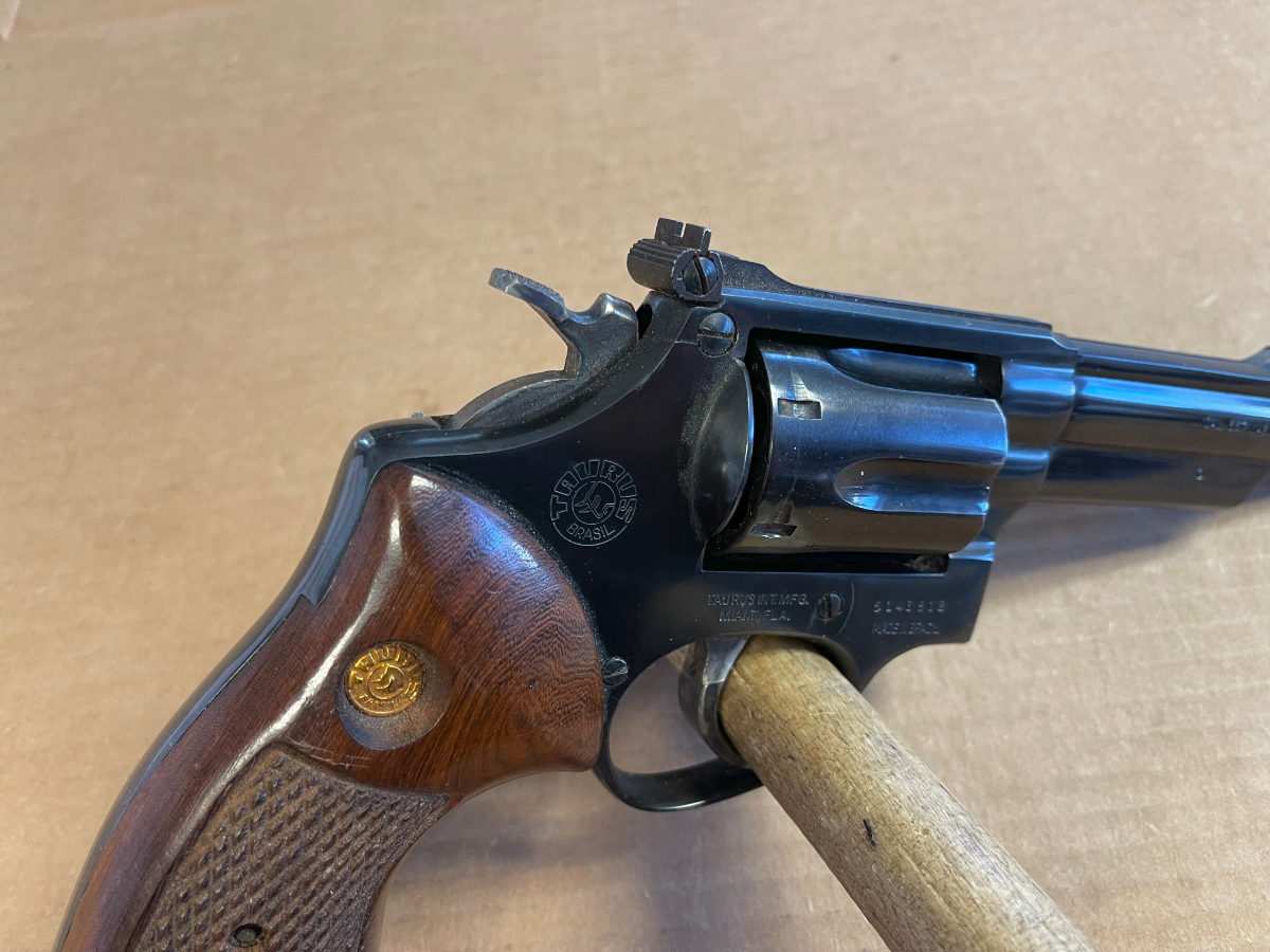 Taurus Model 66 6 Shot Revolver Blued Wood Grips 4 Inch Barrel Nice ...