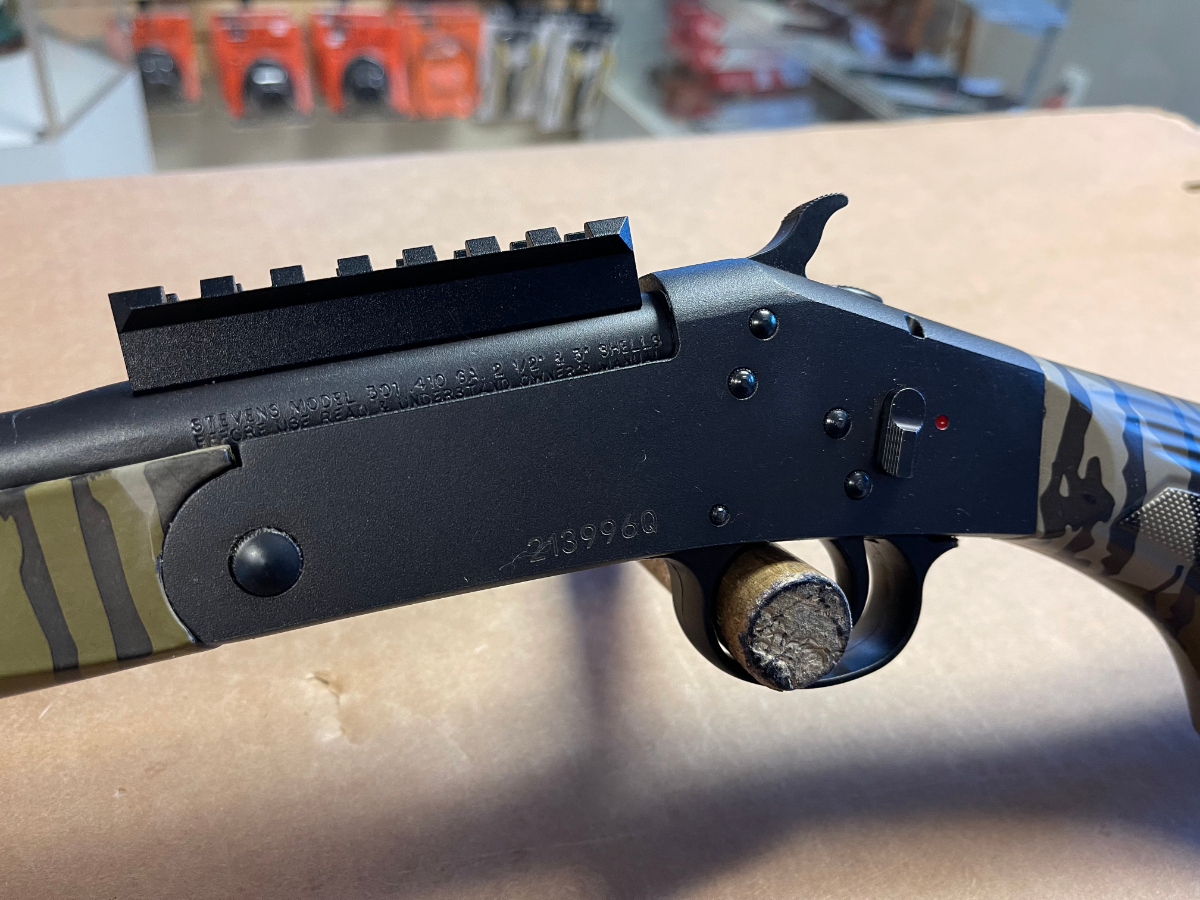 Stevens Model 301 Single Shot Turkey Shotgun 26 Inch Break Open Mossy ...